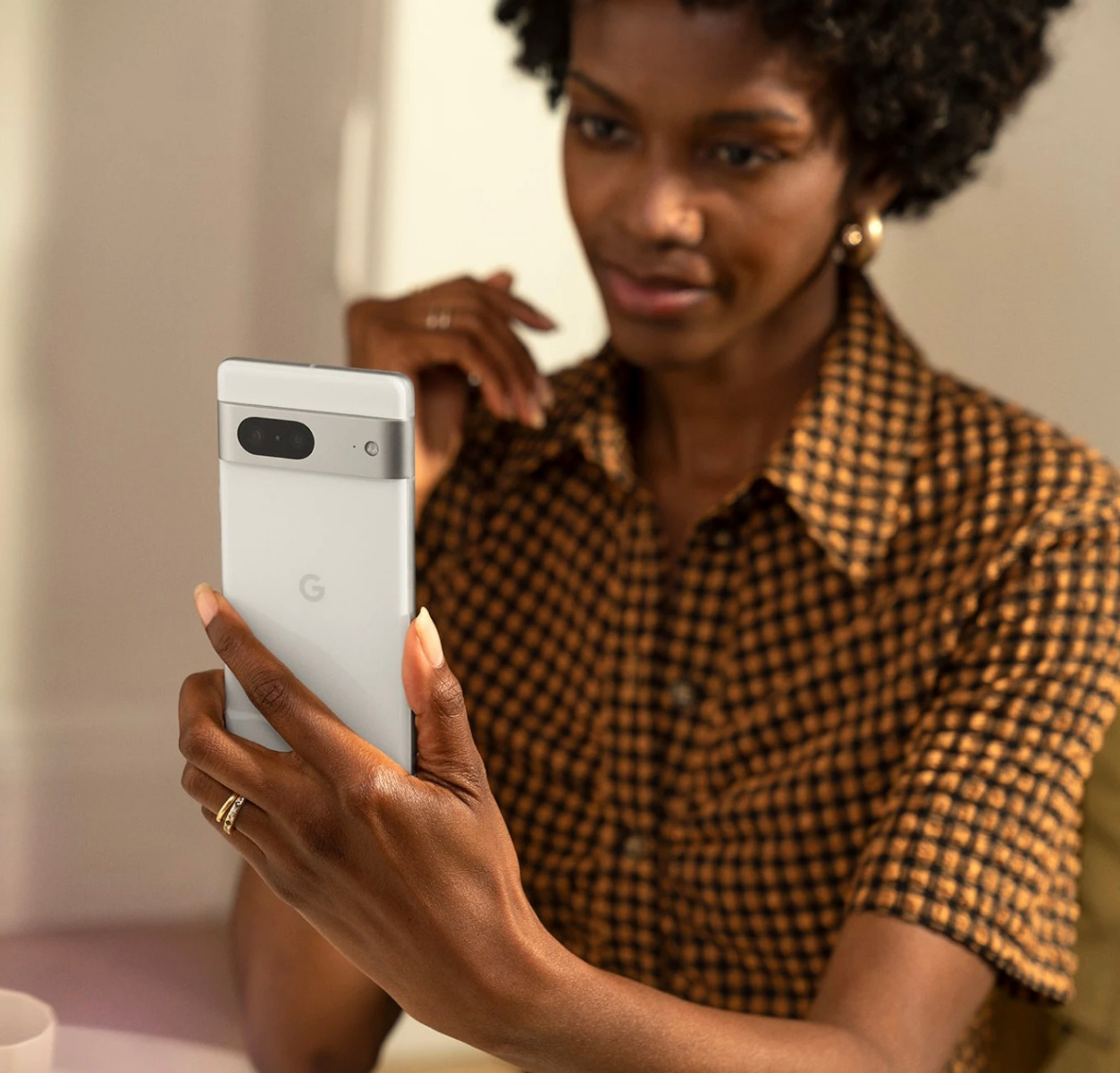 Buy Google Pixel 7 (8GB RAM + 256GB Memory) - Obsidian in Kuwait